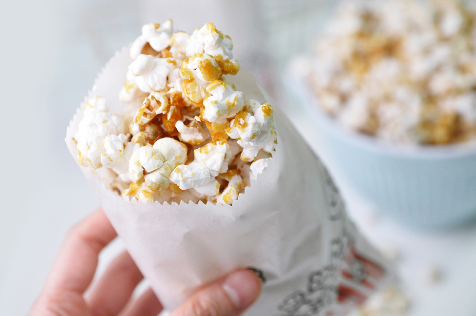 Homemade Healthy Caramel Popcorn (No Bake) Free of Corn Syrup and ...