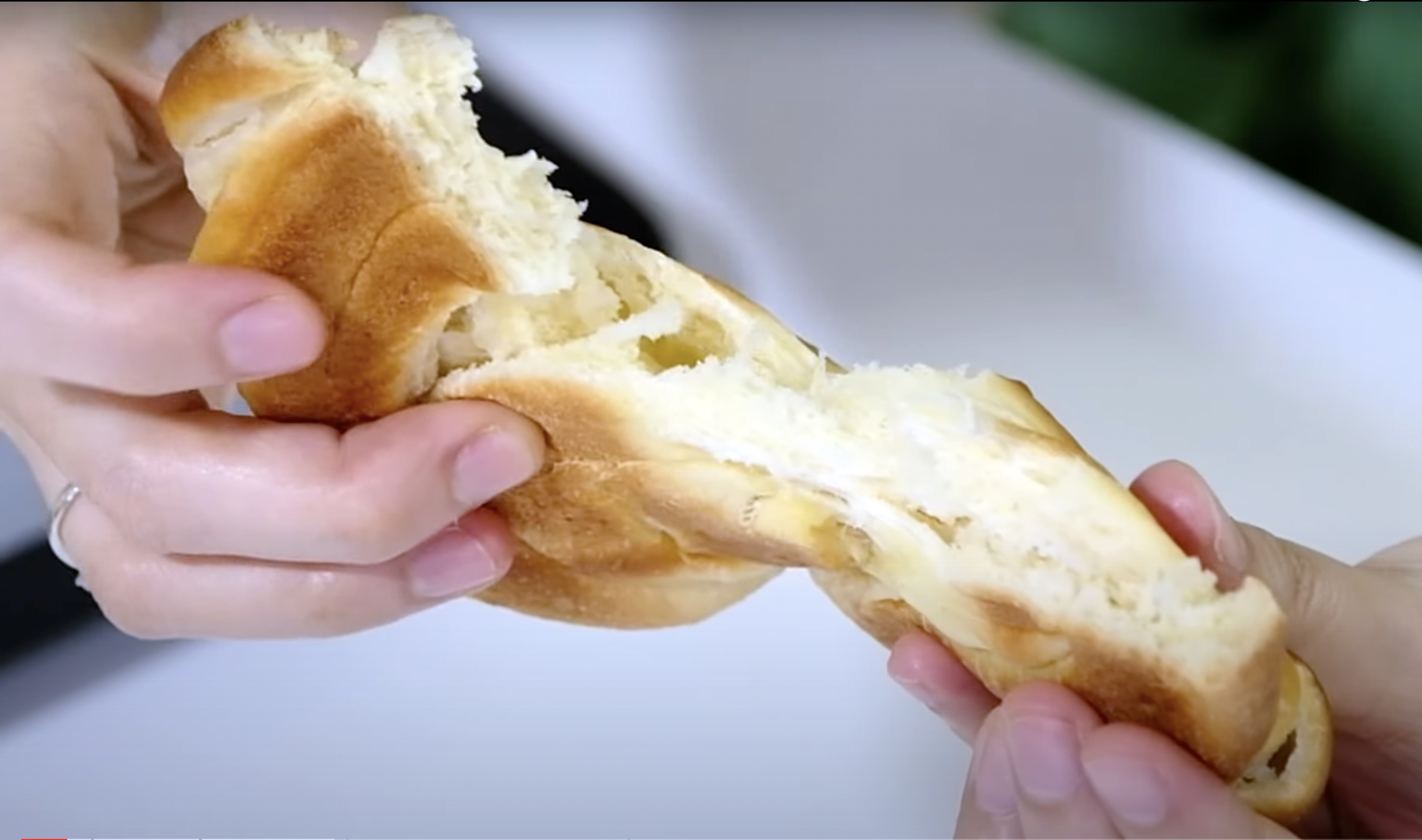 Grandma’s Super Soft Old-Fashioned Sweet Bread with 6 Shapping Method